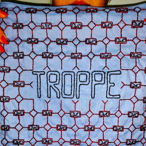GIOVEDÌ - Troppe Lyrics Meaning | Lyreka